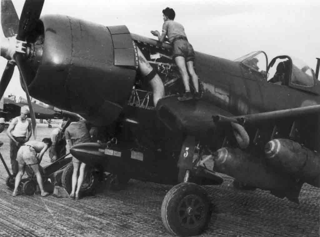 AU-1 Corsair - Aircraft WWII - Britmodeller.com